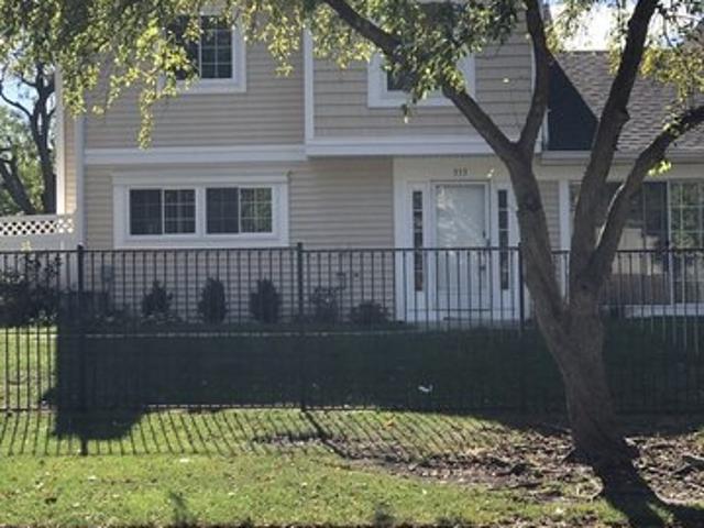 353 Le Parc Cir Unit 353, Buffalo Grove, IL 60089