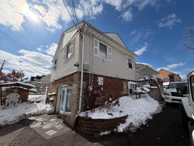 353 Main St