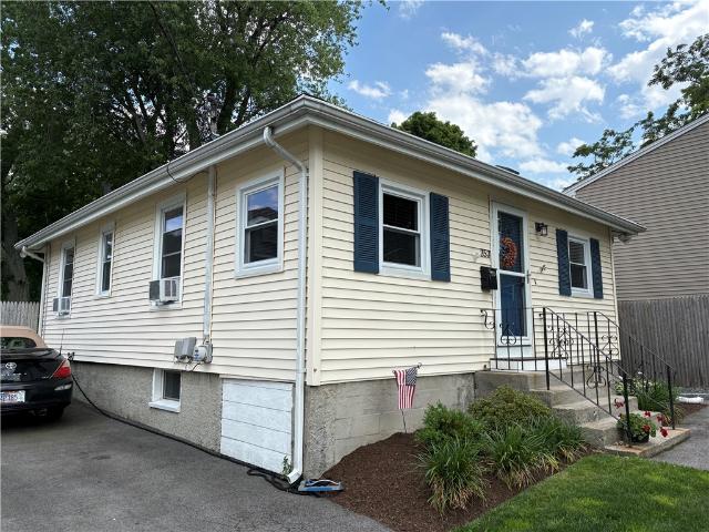 353 massasoit avenue