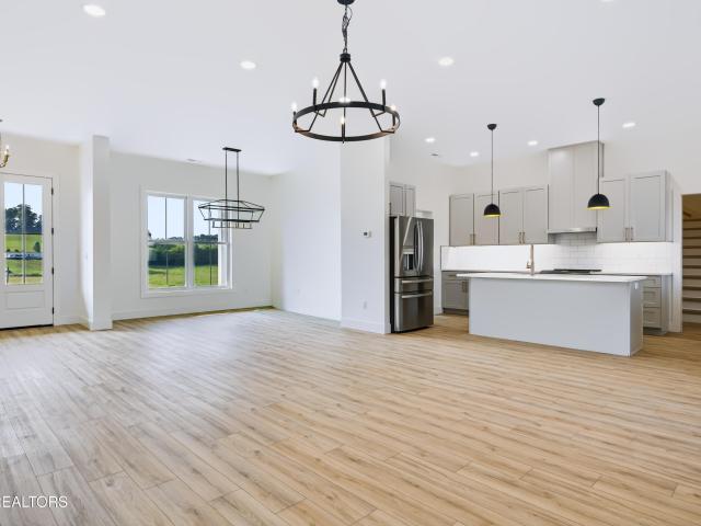 353 Meadow Rd