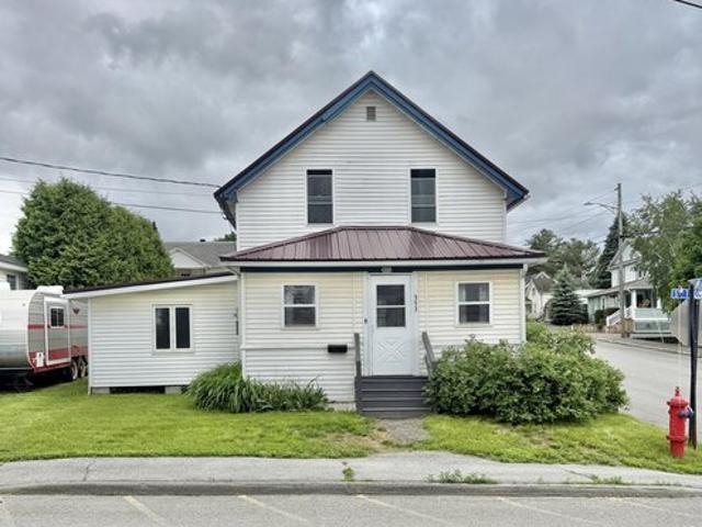 353 Saint Thomas St, Madawaska, ME 04756