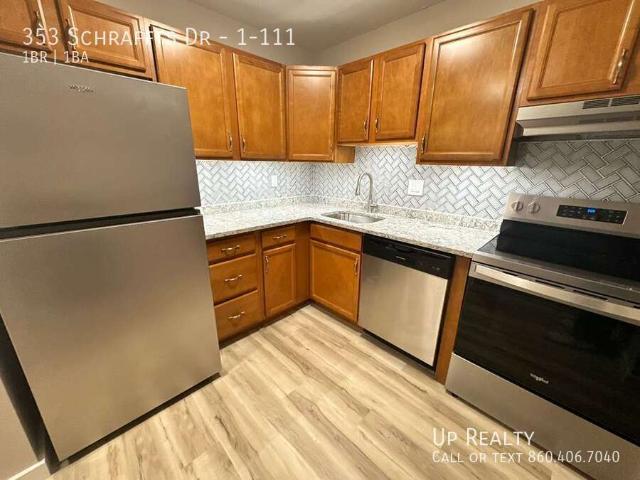 353 Schraffts Dr #1 111