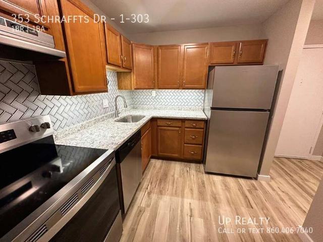 353 Schraffts Dr #1 303