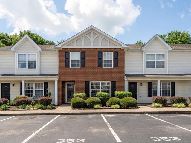 353 Shoshone Pl, Murfreesboro, TN 37128