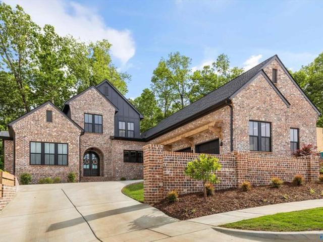 353 St Louis St, Madison, AL 35758
