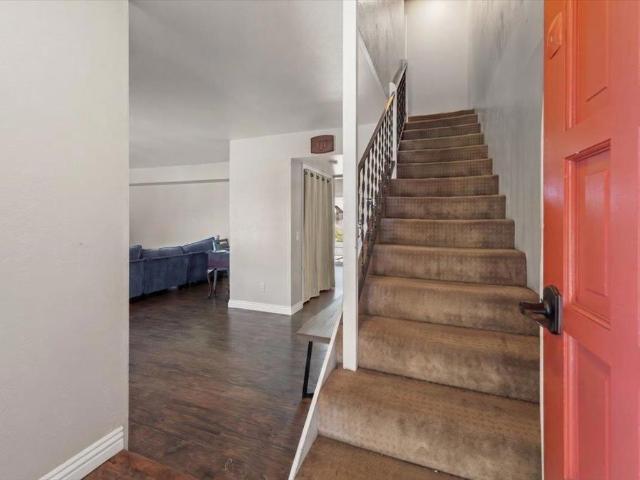 353 reindollar avenue