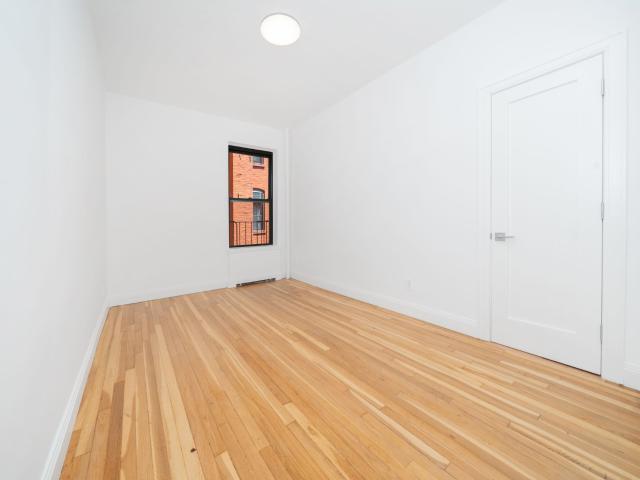 353 West 44th Street, New York, NY