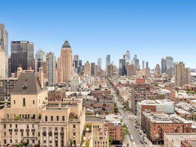 353 West 57th Street, New York, NY