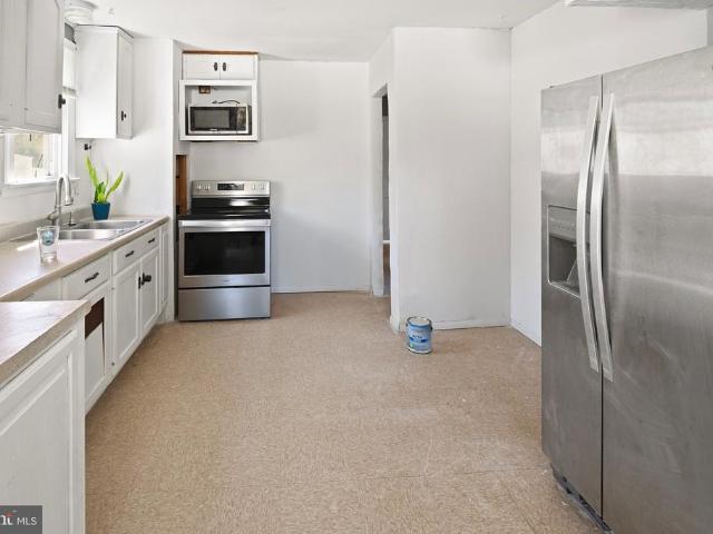 3544 Chateau Drive