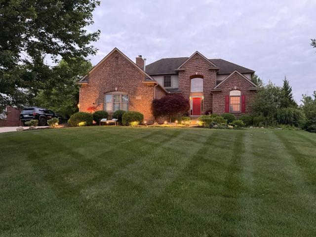 3544 S Creek Drive