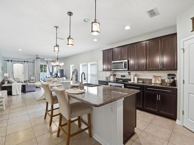 3545 Hawthorn Way, Orange Park, FL 32065 | MLS #2136 | Compass