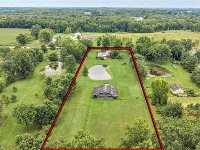 35460 Neff Rd, Grafton, OH 44044