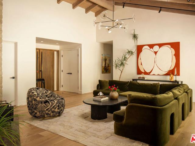 3546 Mandeville Canyon Road