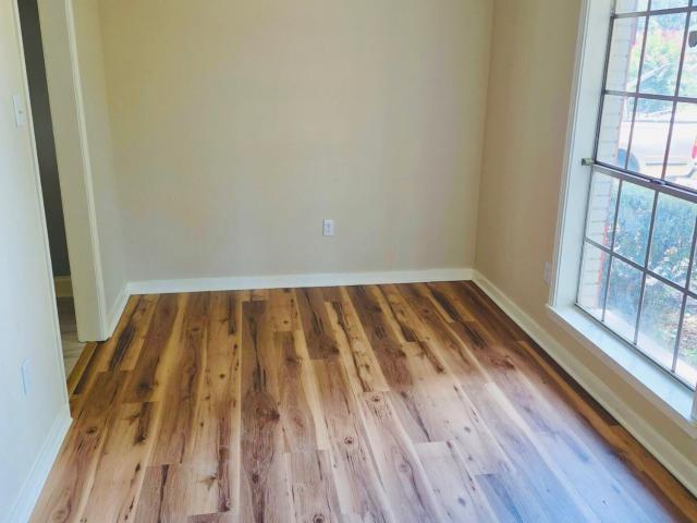 3546 Dye Cove