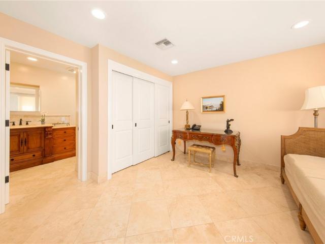 3546 Dixie Canyon