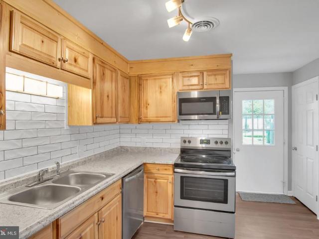 3546 Gregway Drive