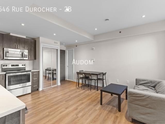 3546 Rue Durocher, 3 beds, 1 full and 1 half bath