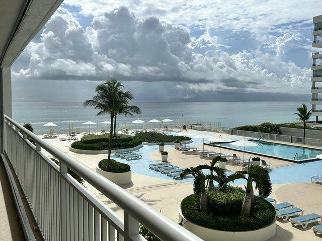 3546 S Ocean Blvd Apt 405, South Palm Beach, FL 33480