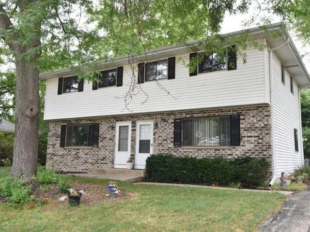 3547 Oakwood Dr Unit 3549, Racine, WI 53406