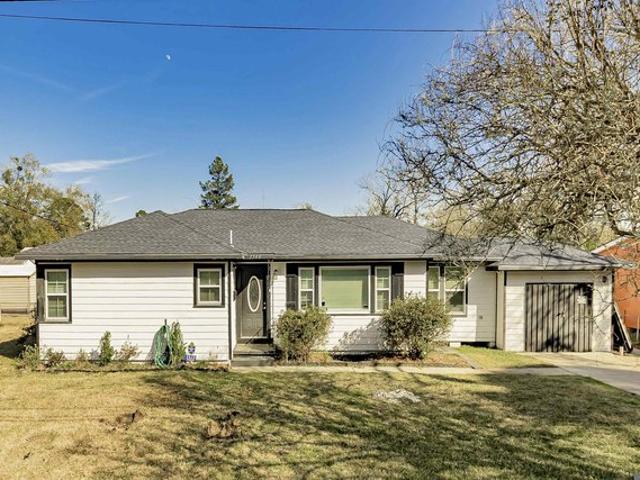 3548 Fairwoods Dr, Baton Rouge, LA 70805