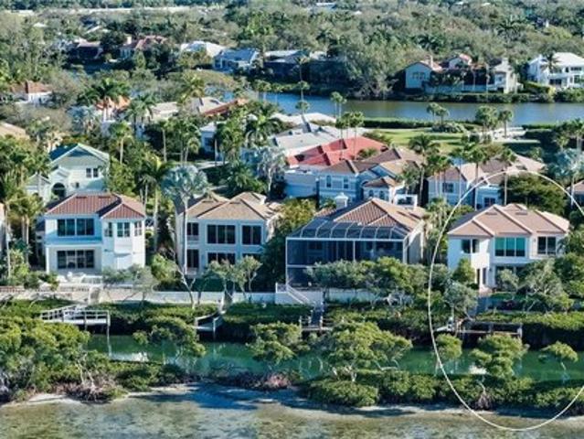 3548 Fair Oaks Ln, Longboat Key, FL 34228