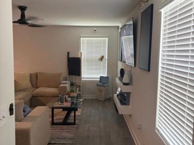 3548 Station Dr, Atlanta, GA 30349