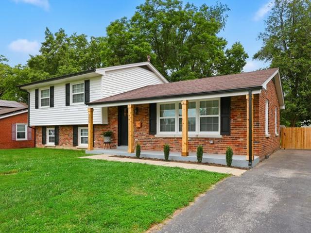 3549 Lansdowne Dr, Lexington, KY 40517