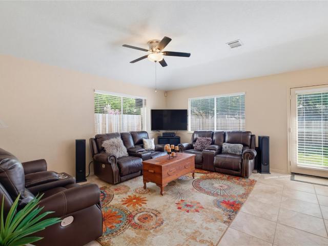 3549 Rock Shelf Ln