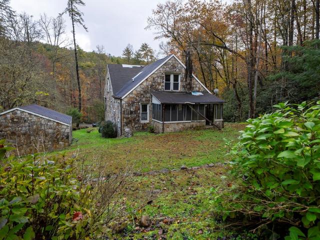 3549 Snowbird Road