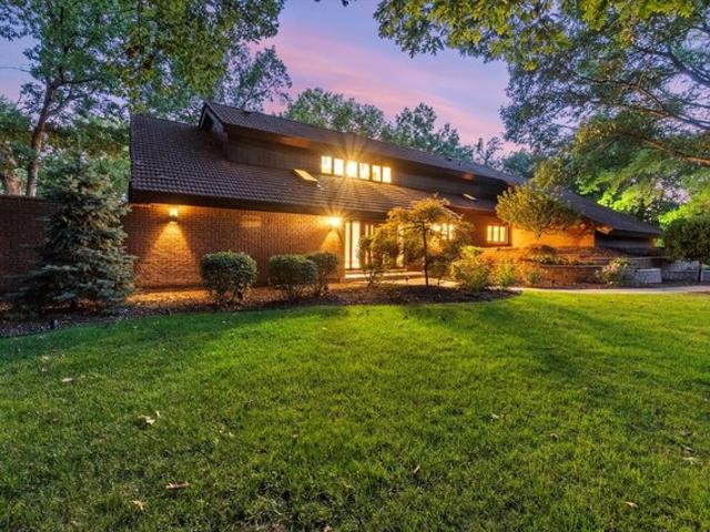3540 Haweswood Ct, Crete, IL 60417