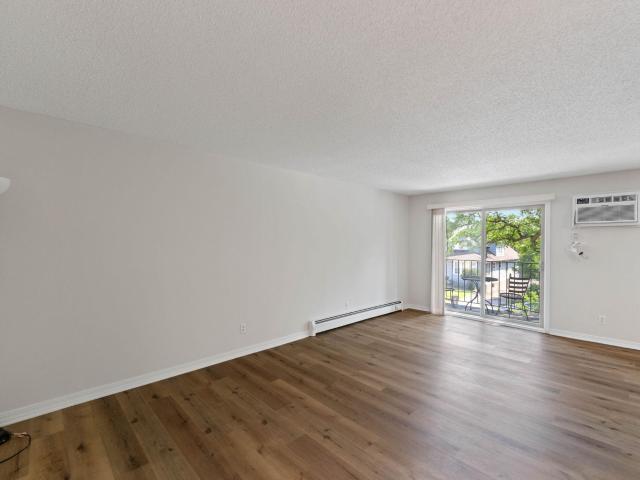 3540 Hennepin Avenue S # 218