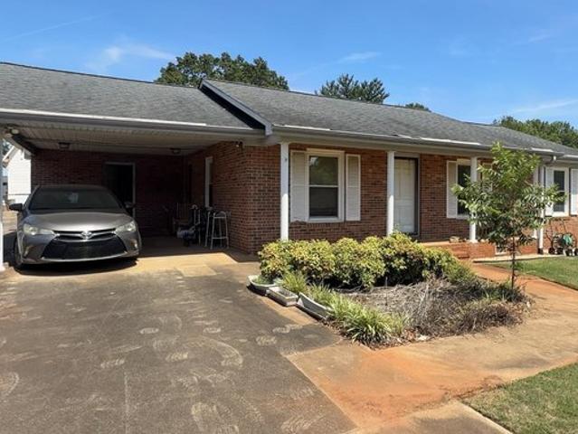 3540 Parris Bridge Rd, Boiling Springs, SC 29316