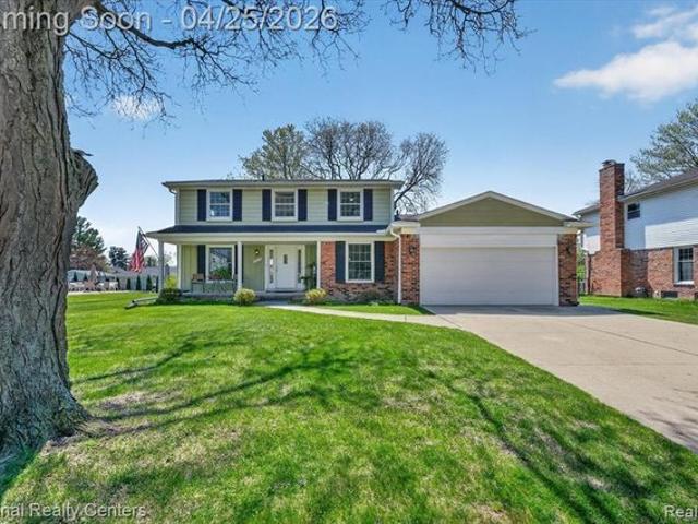 35419 Curtis Rd, Livonia, MI 48152