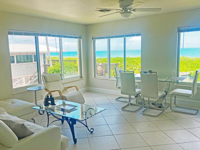 3541 NE Ocean Blvd, Unit 4, Jensen Beach, FL 34957 | MLS #R11112