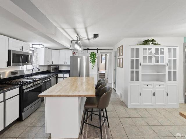 3541 Custer St, Oakland, CA 94601 | MLS #425080