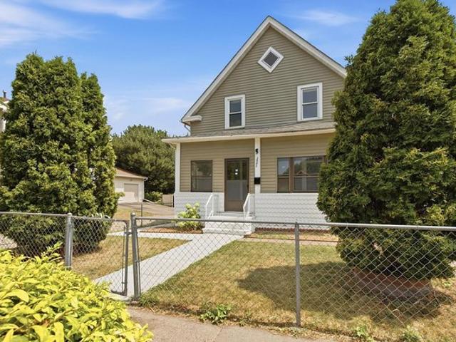 3541 Clinton Ave, Minneapolis, MN 55408