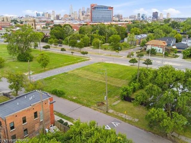 3541 Cochrane St, Detroit, MI 48208