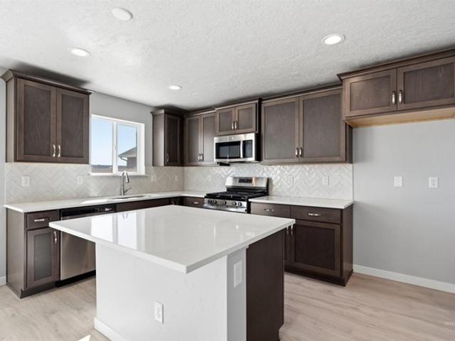 3541 E Betty St, Kuna, ID 83634
