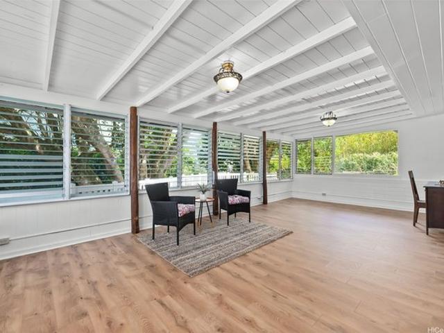 3541 Woodlawn Dr, Honolulu, HI 96822