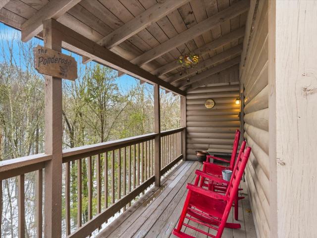 3542 Country Pines Way, Sevierville, TN 37876 | MLS #3269