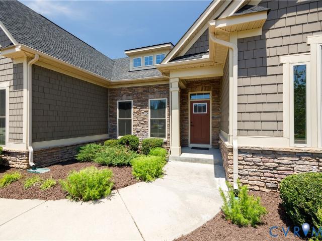 3542 Seaford Crossing Drive