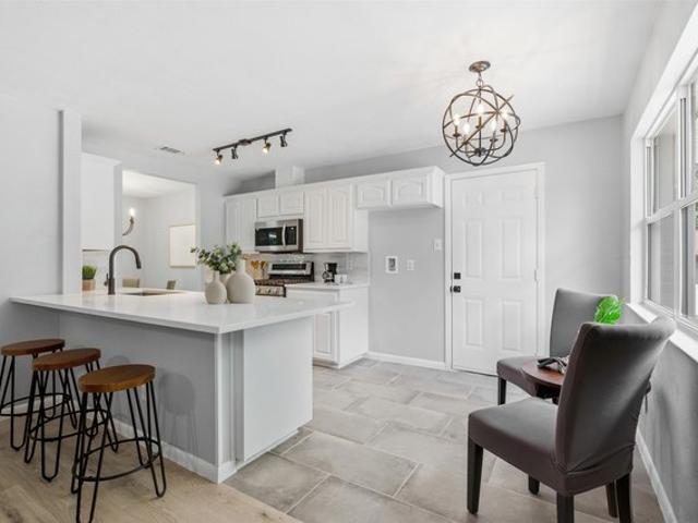 3543 Cloverdale Ln, Farmers Branch, TX 75234