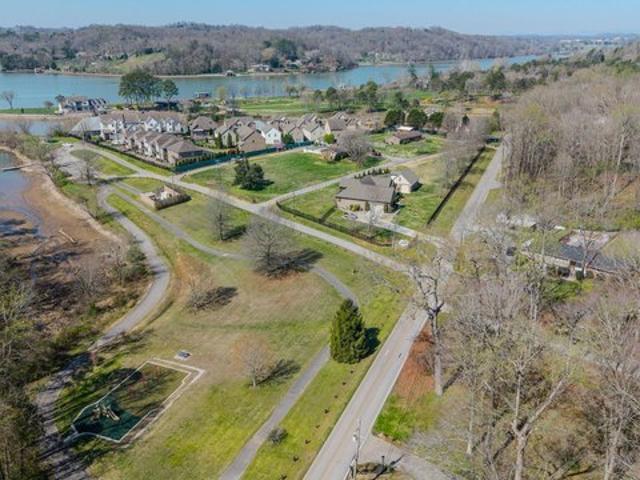 3543 Ginn Farm Dr, Knoxville, TN 37920