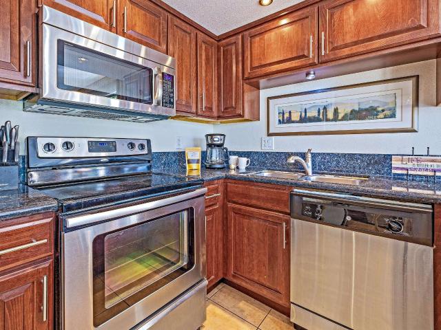 3543 Lower Honoapiilani Rd, Unit H201, Lahaina, HI 96761 | MLS #406670