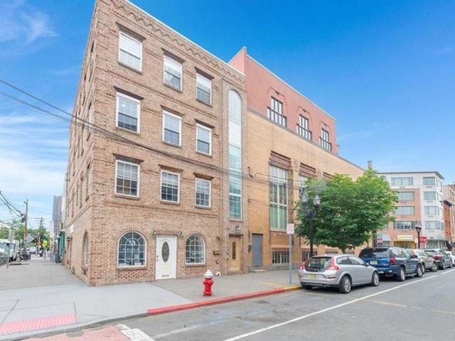 354 3rd St Apt 3, Jersey City, NJ 07302