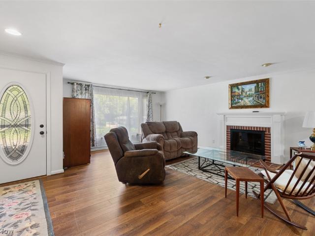 354 47th Street NW