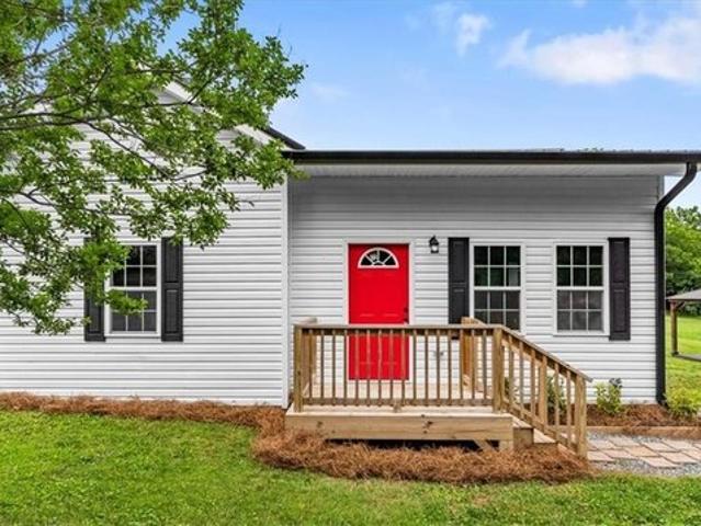 354 Anderson St, Denton, NC 27239