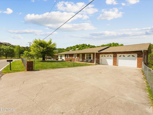 354 Apple Valley Rd