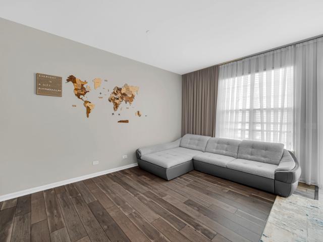 354 Broadmoor Lane
