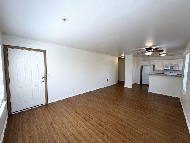 #354 EOLA HEIGHTS APTS 3 Bedroom Apartment for Rent at 3045 Gehlar Rd Nw, Salem, OR 97304 West Salem